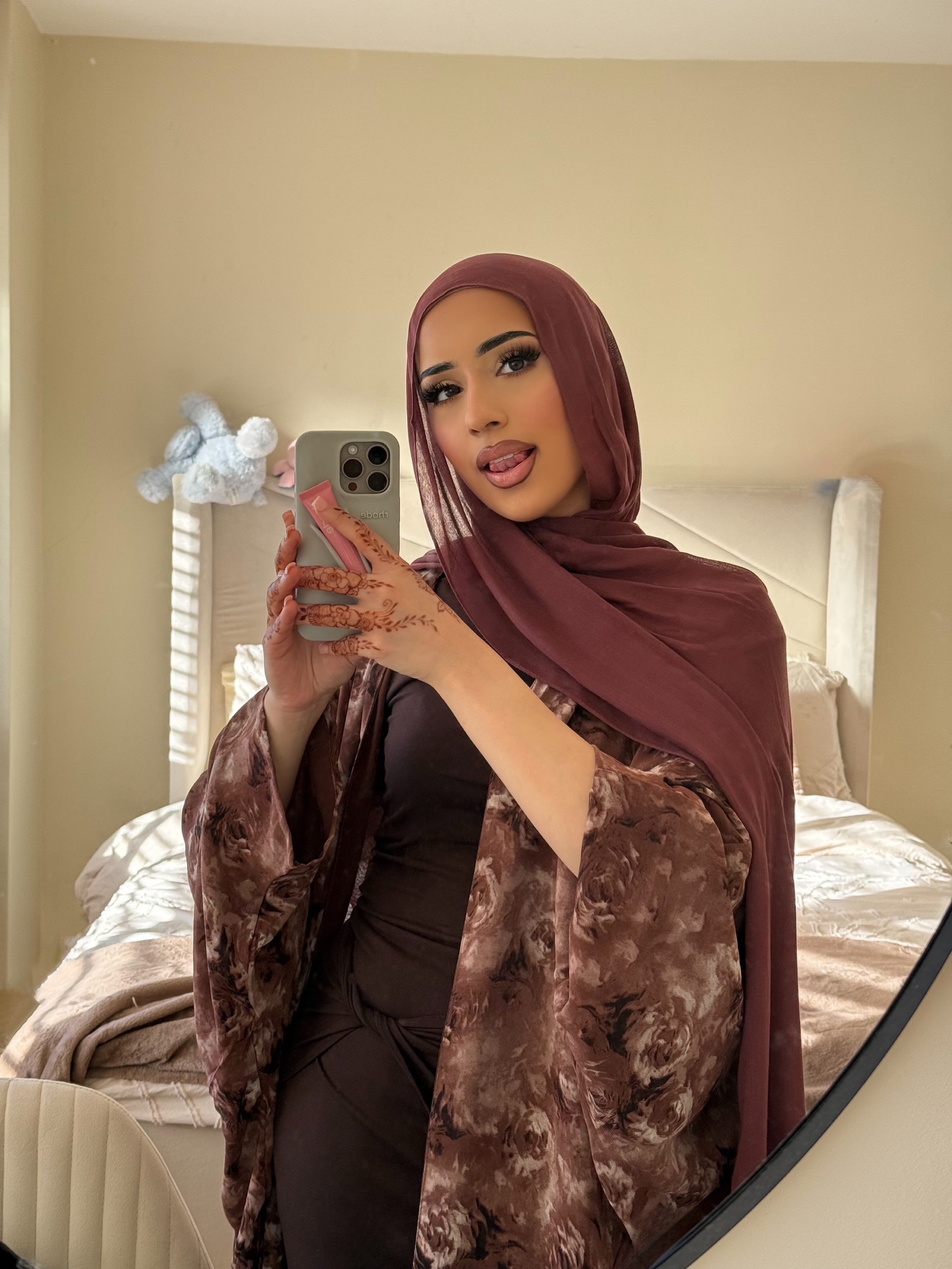 The Sepia Label – Sistrsthelabel